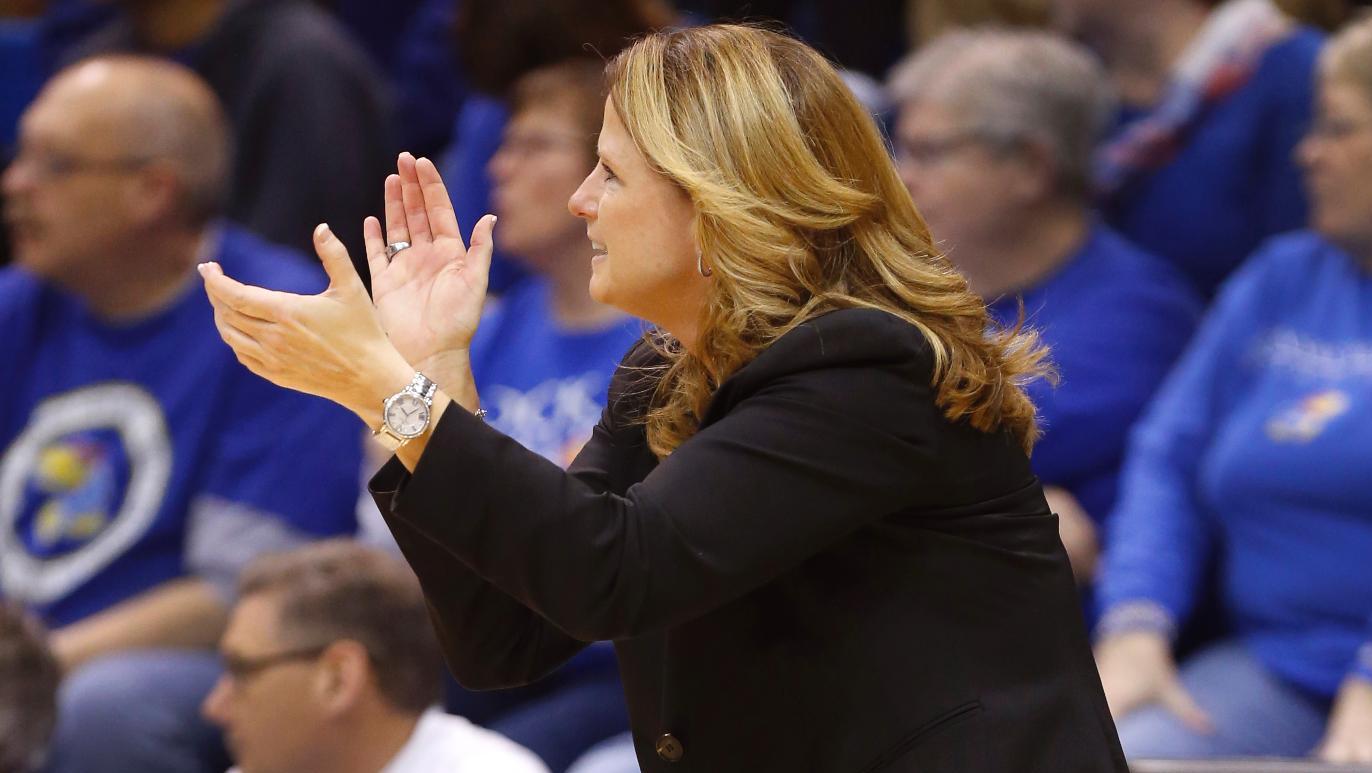 Women's HoopDirt | UCSB Selects Henrickson - Women's HoopDirt